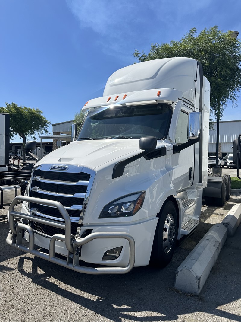 FREIGHTLINER CASCADIA 116 DAY CAB 2024 Velocity Truck Centers – Tolleson AZ